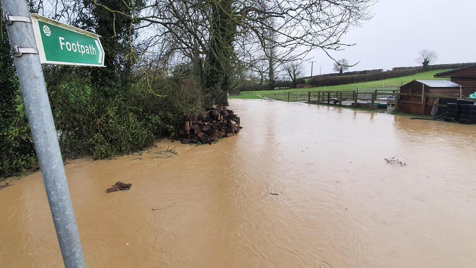 A14: Road partially reopens after flooding in Northamptonshire and ...