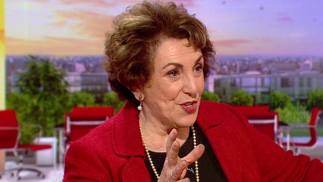 Plus size models are unhealthy, says Edwina Currie - BBC News