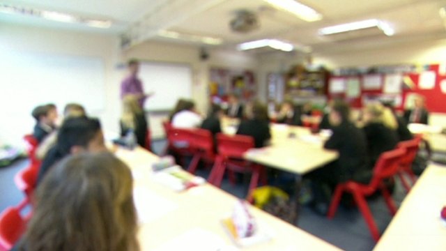 White British pupils underperform in GCSEs, report says - BBC News