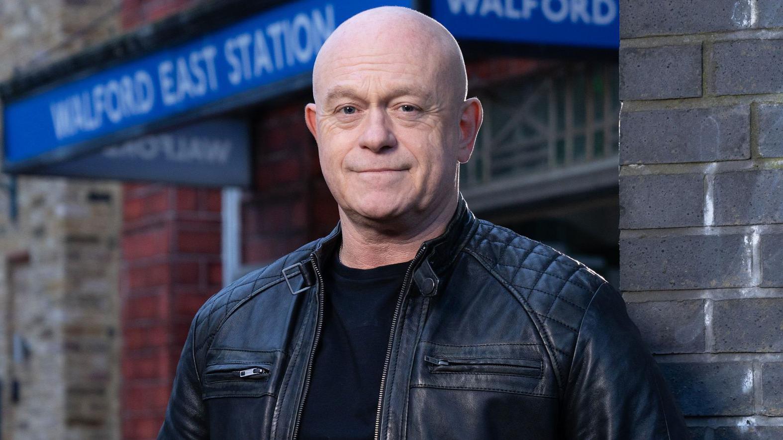 Keith Mitchell Actor EastEnders: Ross Kemp To Return As Grant Mitchell