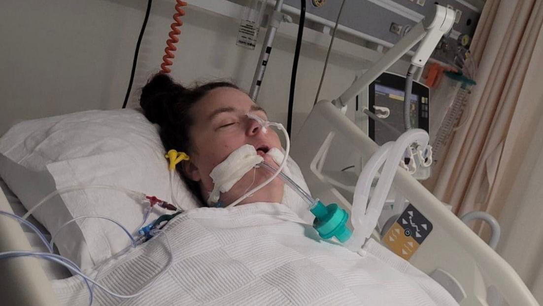 Hospital Bed Patient In Coma Taiwan Man Wakes From Year Long Coma