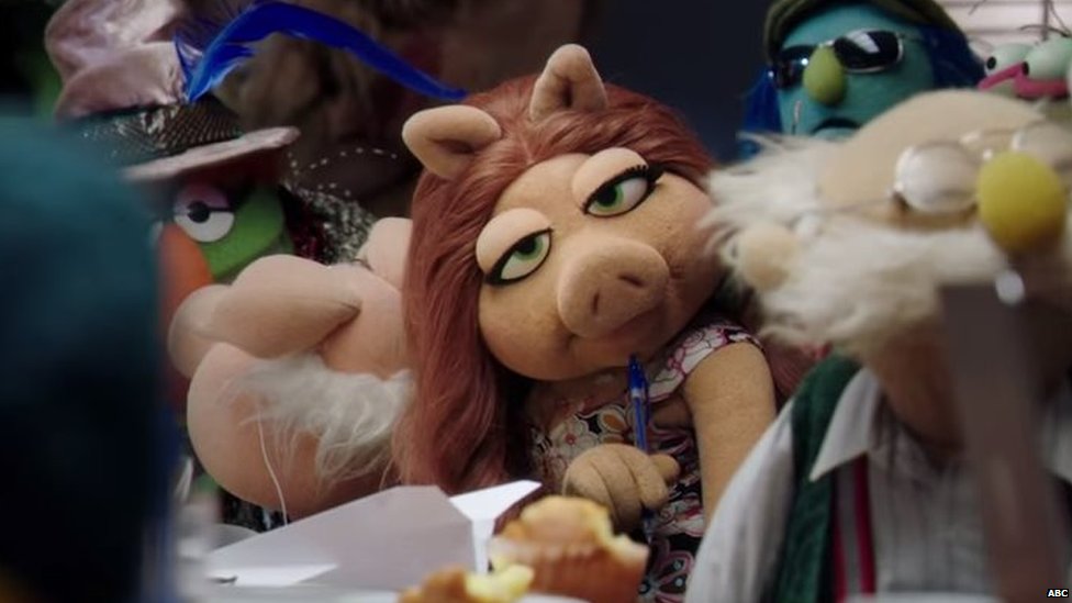 Kermit the Frog denies he has a new girlfriend, Denise, after Miss ...