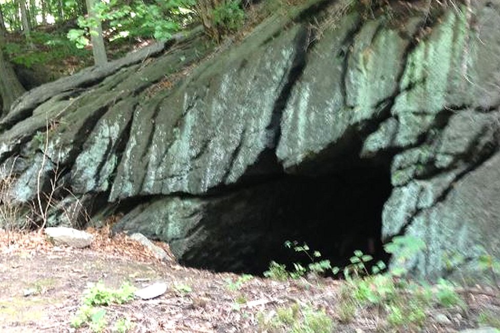 Benjamin Lay: The Quaker dwarf who fought slavery - BBC News