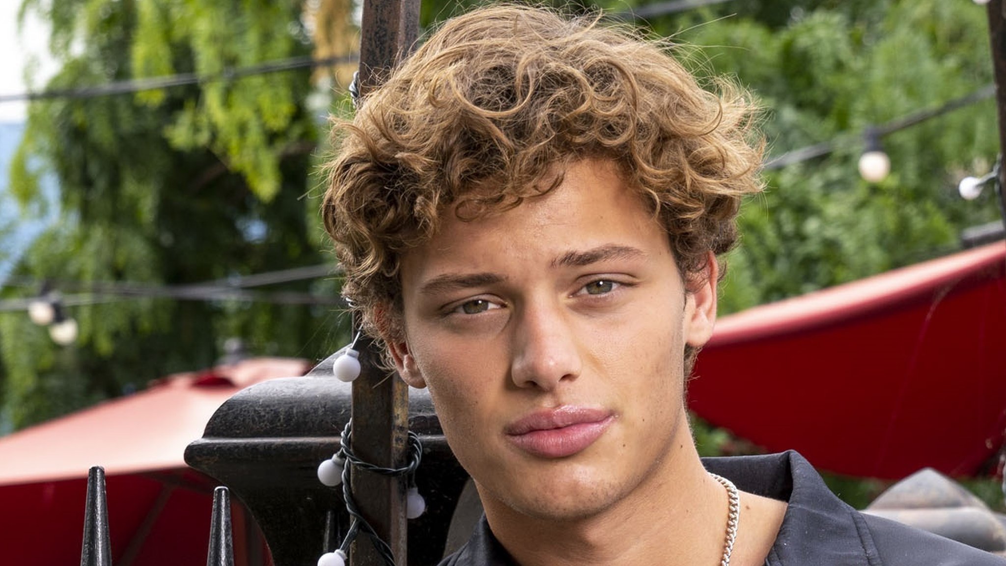 EastEnders by Ooh I Say - Page 1 - Walford Web