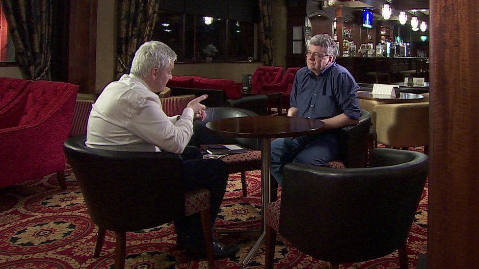 Irish general election: Battle lines drawn in Donegal hills - BBC News