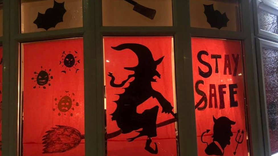 Witchy windows: Scots decorate homes for Halloween - BBC News
