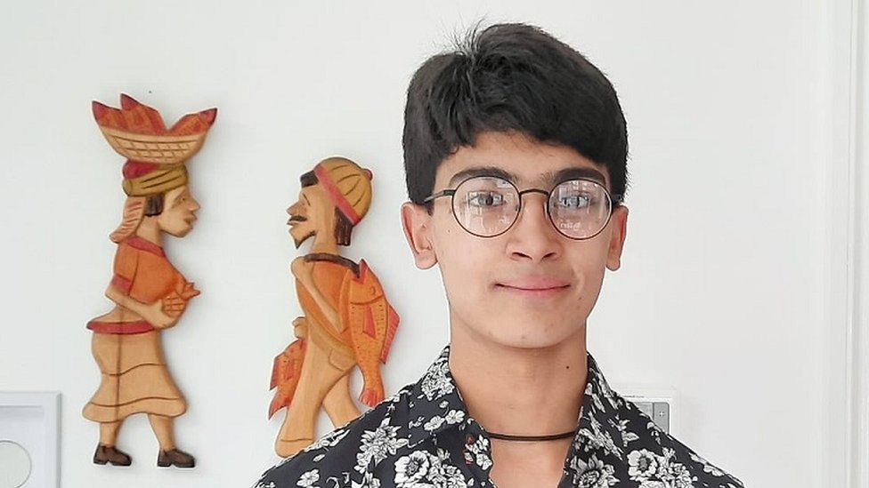 BBC Young Reporter: Let's celebrate South Asian culture - CBBC Newsround