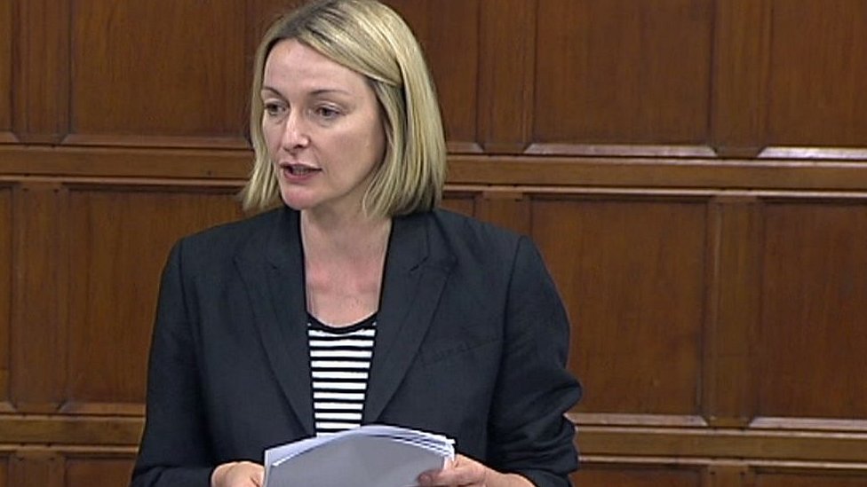 380 i golli eu gwaith wrth i Tata gau safle dur trydanol - BBC Cymru Fyw