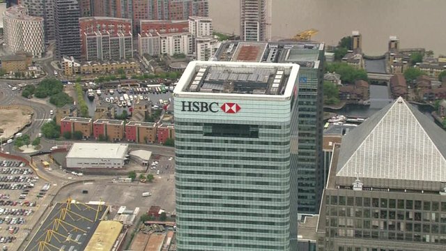 HSBC to stay in London headquarters - BBC News