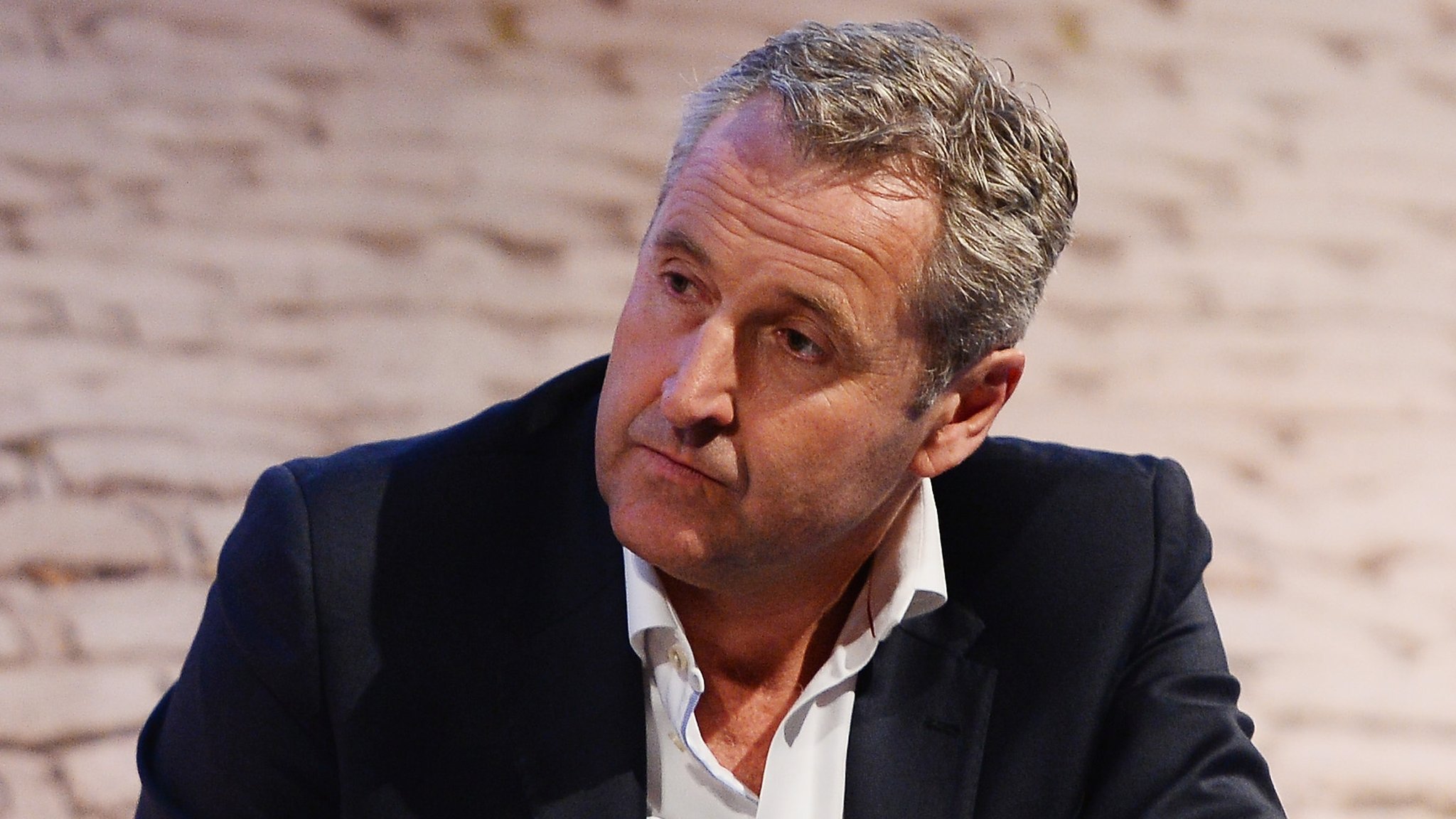 Newsreader Mark Austin reveals daughter's anorexia battle | 15 Minu...