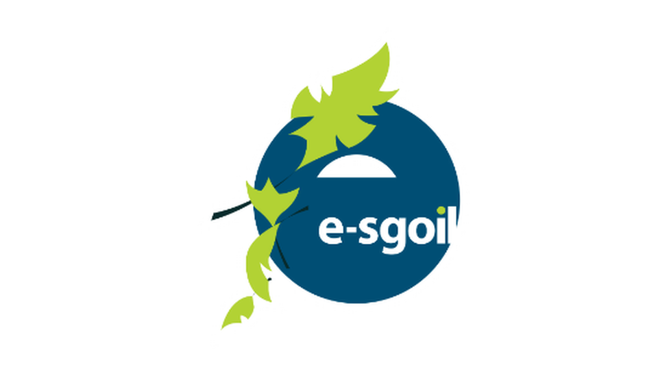 Cliù e-Sgoil ga sgaoileadh - Naidheachdan a' BhBC