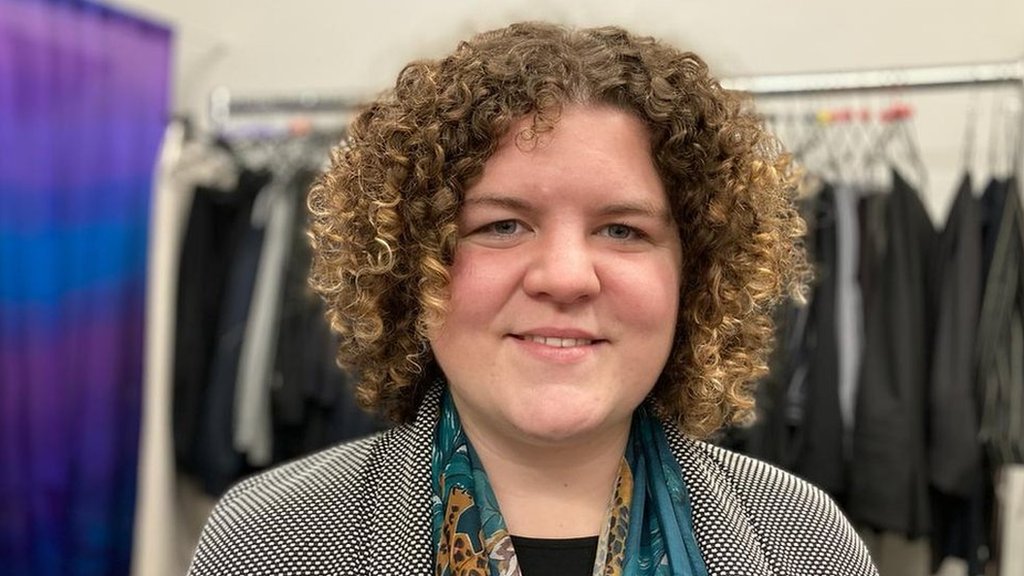 Clara Bullock's Instagram, Twitter & Facebook on IDCrawl