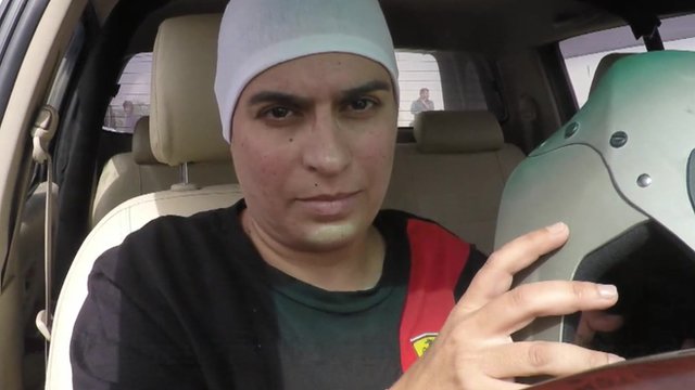 On the beat with Karachi's first female police inspector - BBC News