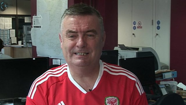 Euro 2016: Letting staff watch games will 'boost morale' - BBC News