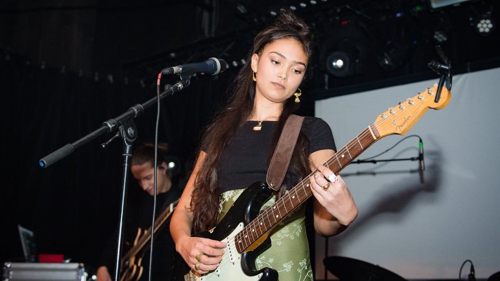BBC Sound of 2020: Joy Crookes grabs fourth place - BBC News