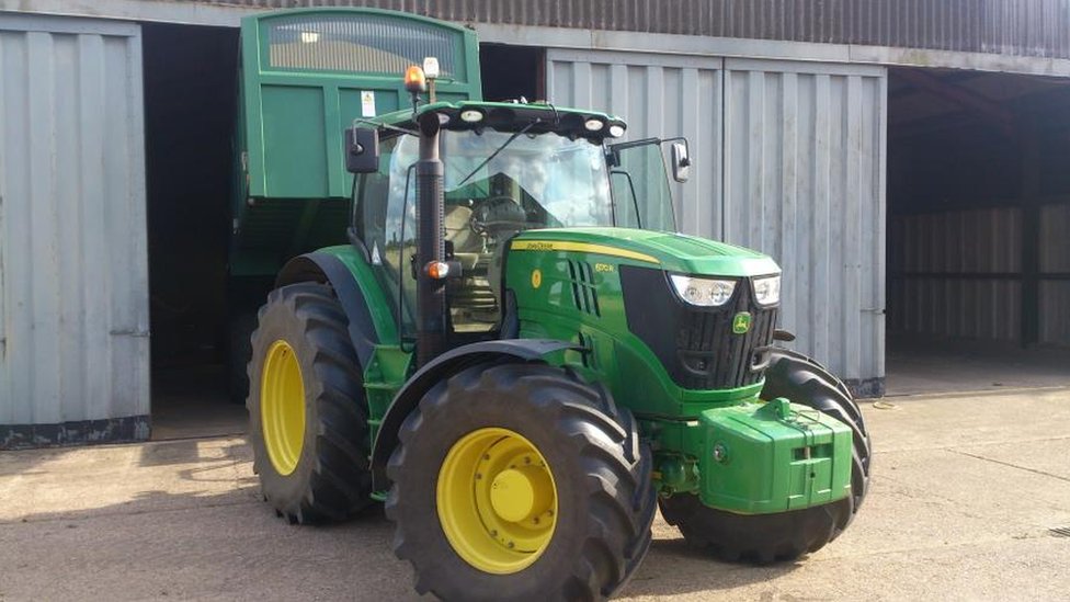 You told us what it's like being 15 in 2015 - BBC News