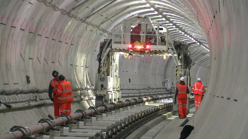 How do you build a giant underground railway line? - BBC Newsround