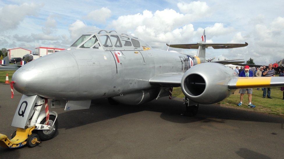 BBC News - Vulcan, Meteor and Venom in Coventry Airport flypast