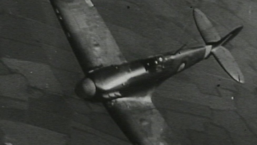 The 80th anniversary of the Spitfire's first flight - BBC News