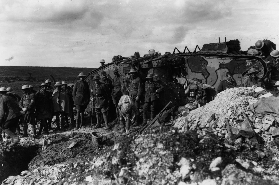 In pictures: Battle of the Somme - BBC News
