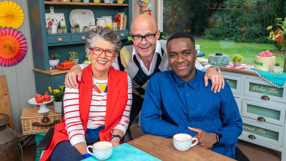 Junior Bake Off: Who's the new judge? - CBBC Newsround