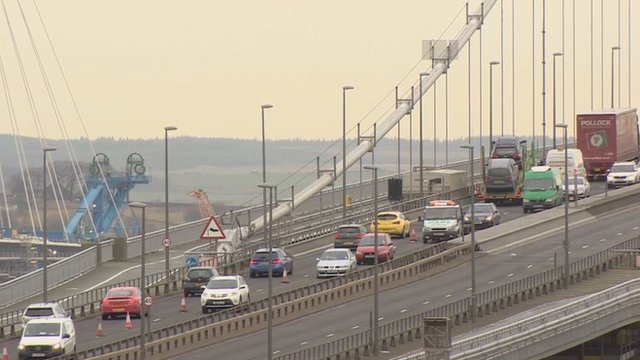 Forth Road Bridge work 'weather dependent' - BBC News