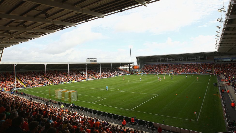 'I never thought I would watch Blackpool play again' - BBC News