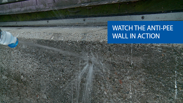 Testing San Francisco's anti-pee wall - BBC News