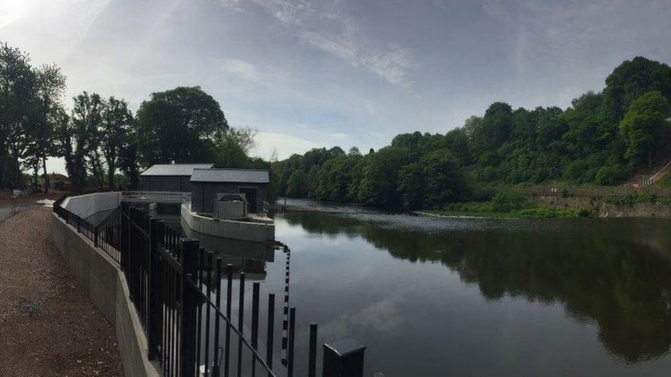 Cardiff River Taff hydroelectric scheme opens - BBC News