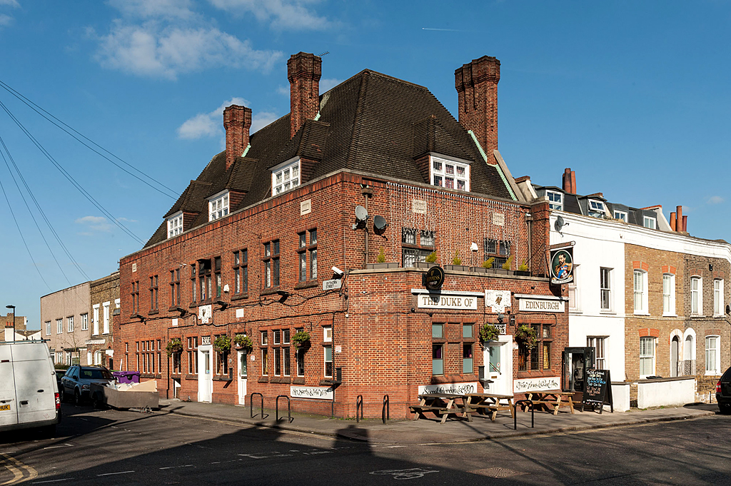 Are these England's most beautiful pubs? - BBC News