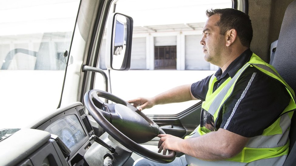 Supply chains: New plan announced to help with lorry driver shortage ...