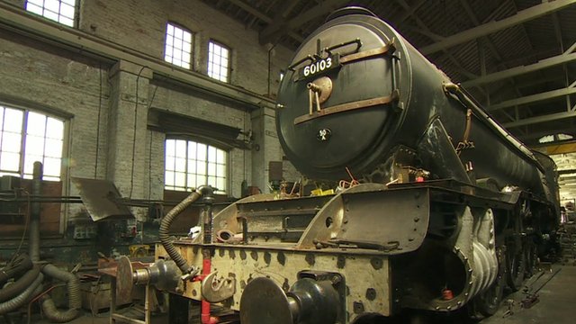 Flying Scotsman to 'fly' again after 10 year restoration - BBC News