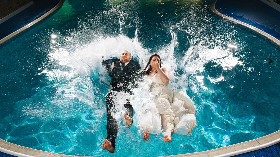 Blue Pool Wedding Wedding Pool Party Decoration Ideas [2024 Guide]