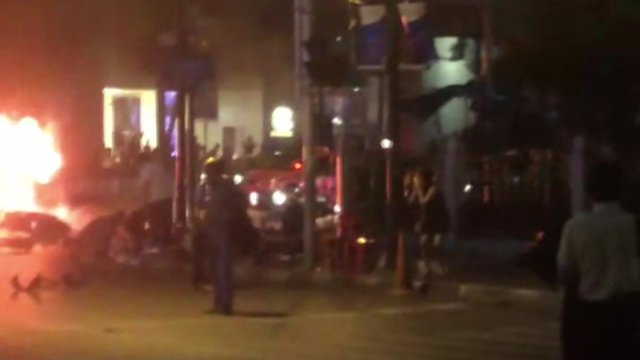 Bangkok blast: Mobile phone footage captures moment of explosion - BBC News
