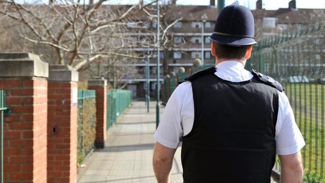 Why there will be fewer police on streets - BBC News