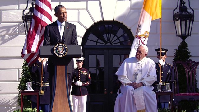 Pope Francis in US: Obama's tribute to pontiff's 'humility' - BBC News
