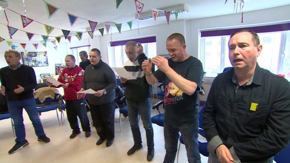 Streetwise Opera group tackles Middlesbrough homelessness - BBC News