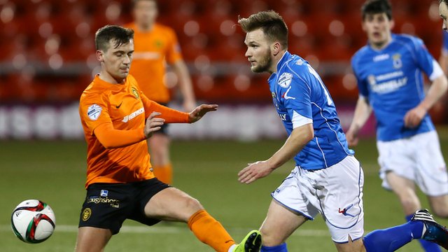 Kyle Cherry strike sees Carrick move off bottom by beating Swifts - BBC ...