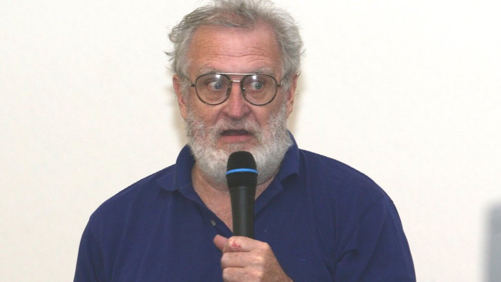 Hacking pioneer John Draper faces sex misconduct claims - BBC News