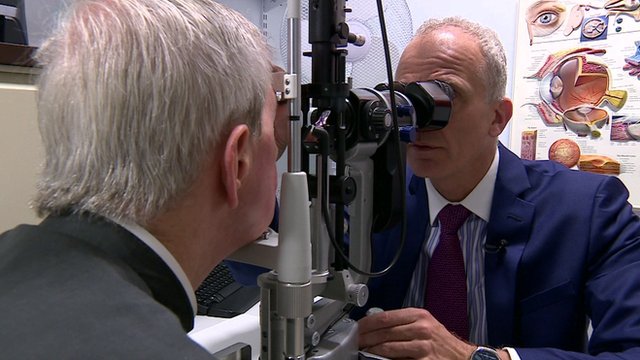 World's first successful robotic eye procedure saves sight - BBC News