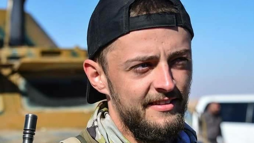 Jac Holmes's Instagram, Twitter & Facebook on IDCrawl