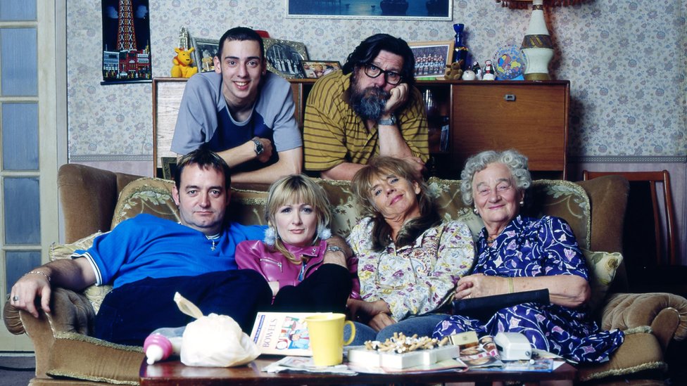 Caroline Aherne: Royle Family writer and actress dies aged 52 - BBC News