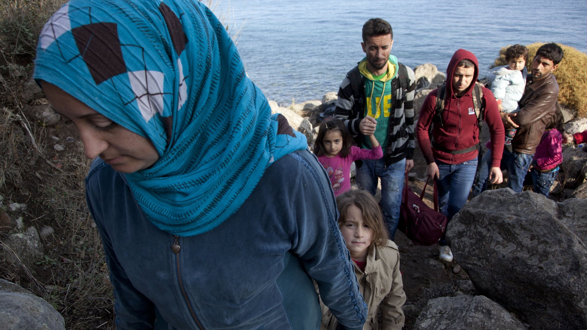 Should the UK be doing more to help refugees? - CBBC Newsround