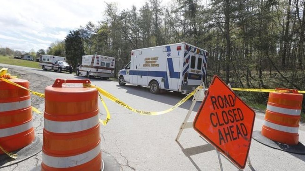 Eight family members dead in Ohio 'execution-style killings' - BBC News