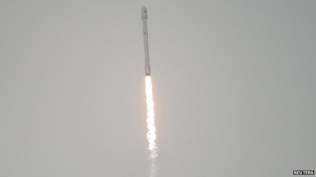 Jason-3 satellite launches with mission to measure oceans - BBC News