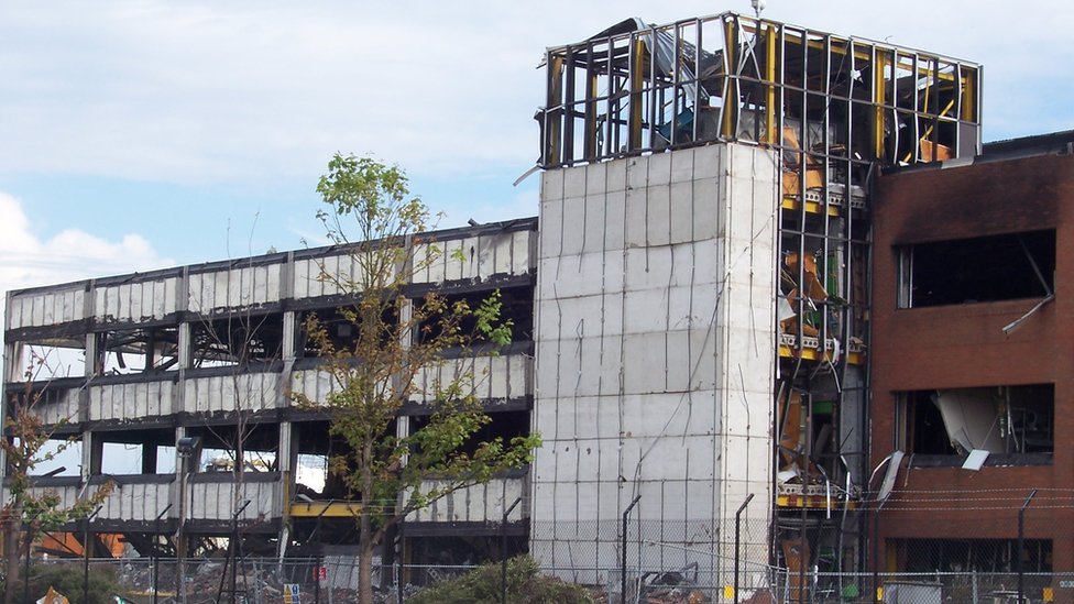 Buncefield explosion: 'I thought a plane landed on us' - BBC News