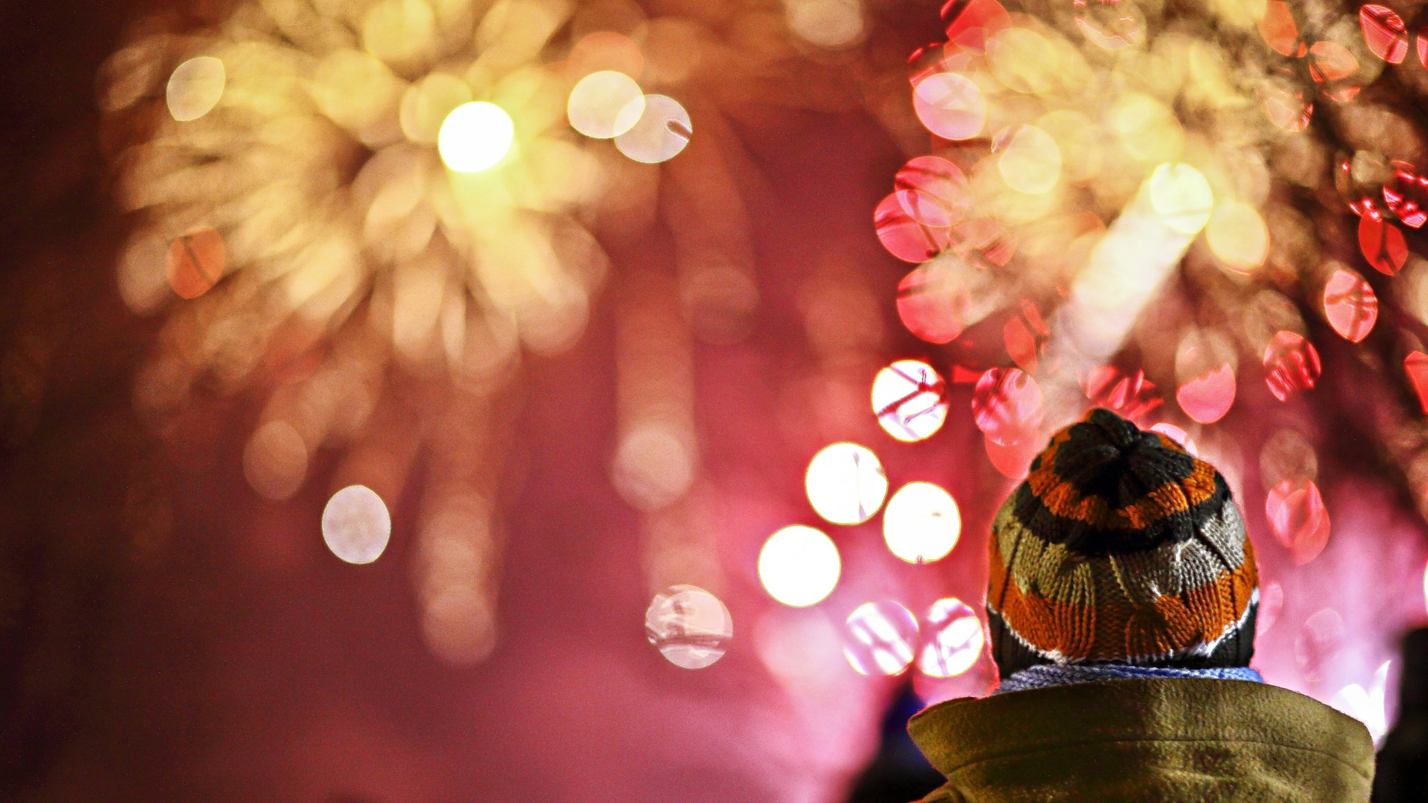 Bonfire Night: Top tips for staying safe - CBBC Newsround