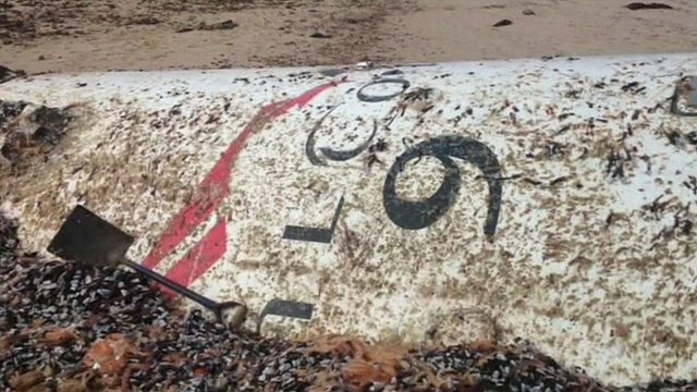 'SpaceX rocket' debris found in sea off Isles of Scilly - BBC News