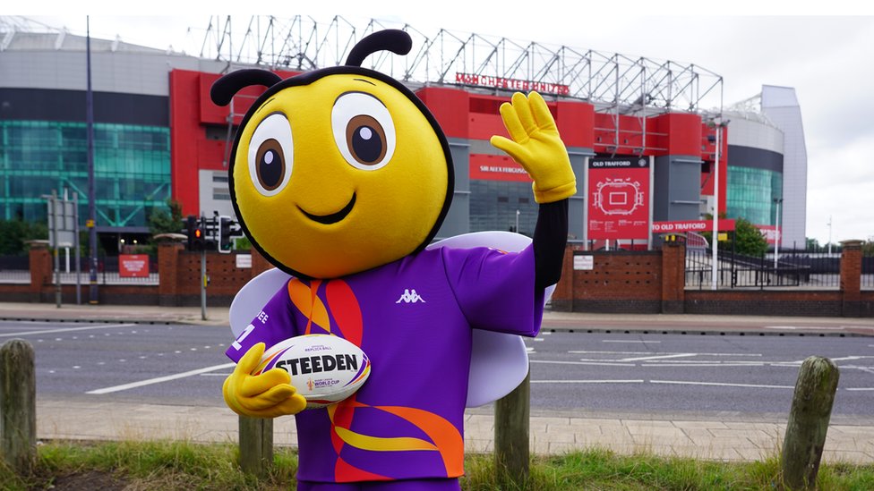 Rugby League World Cup 2021: Meet RugBee the official mascot! - CBBC ...