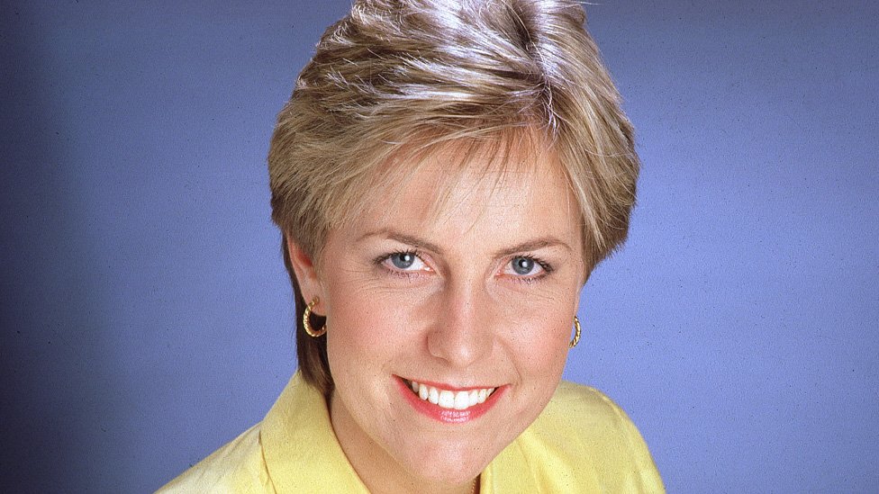 Developers cut down Jill Dando memorial tree in Exeter - BBC News